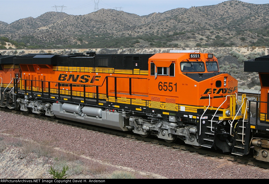 BNSF 6551